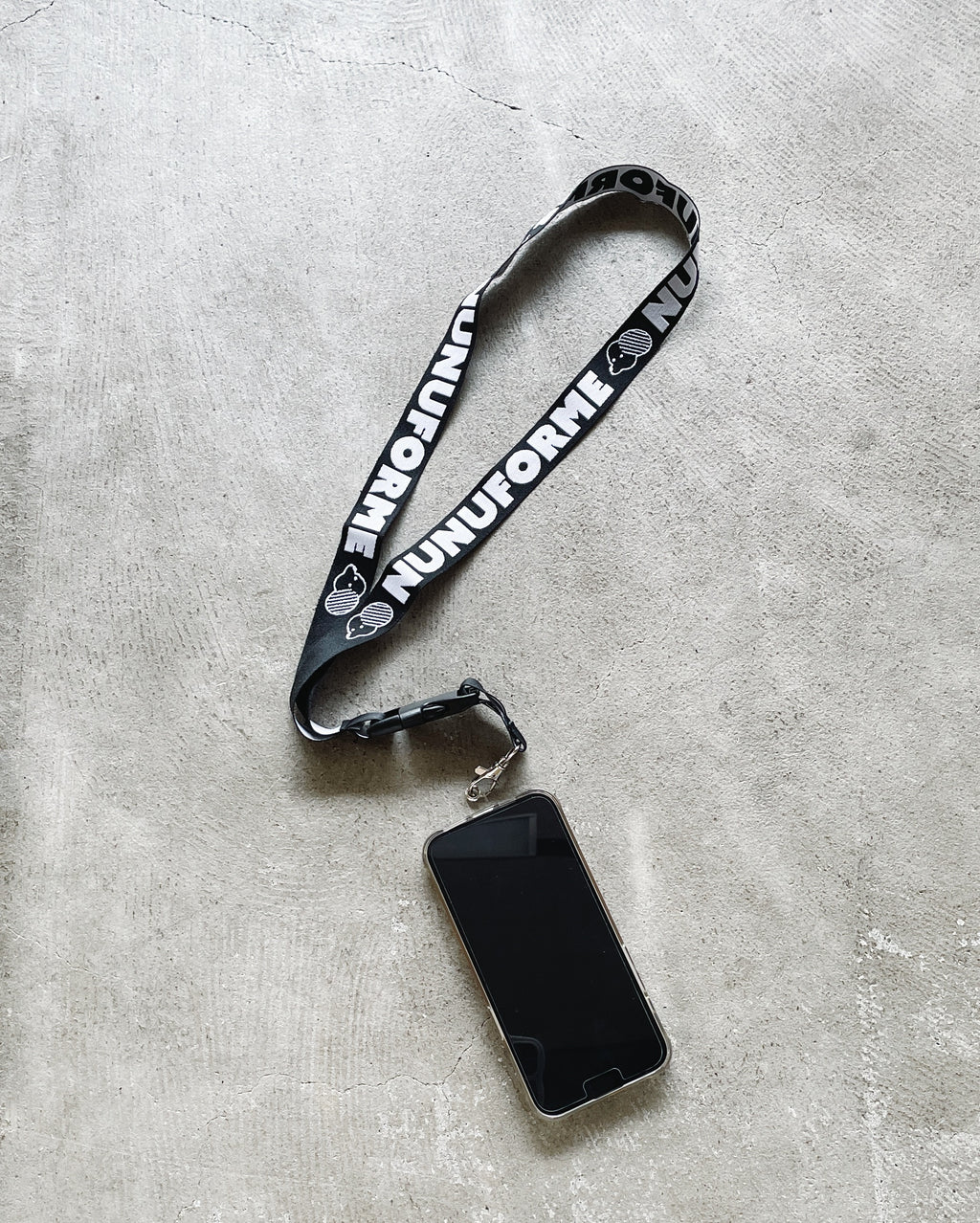 ＜WEB限定＞nunuforme PHONE STRING ACCESSORY